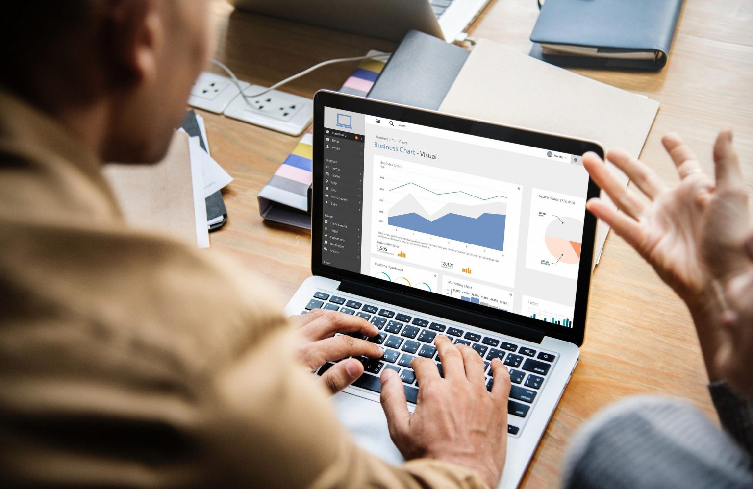 Digital Transformation in Education: Advantages and Challenges
